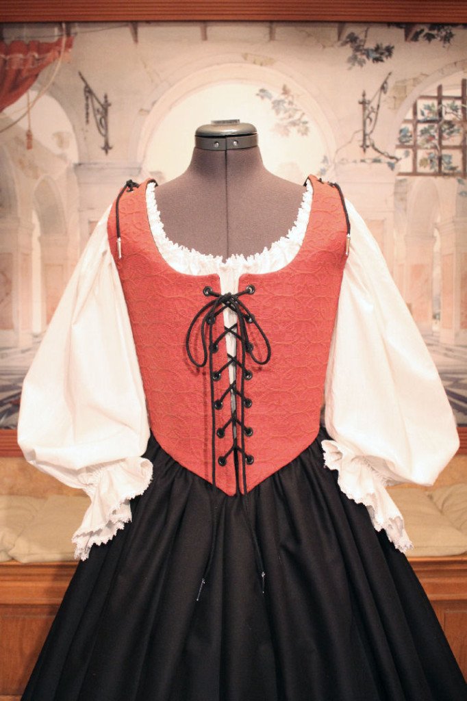 Distressed Pirate Ensemble | Faire Finery