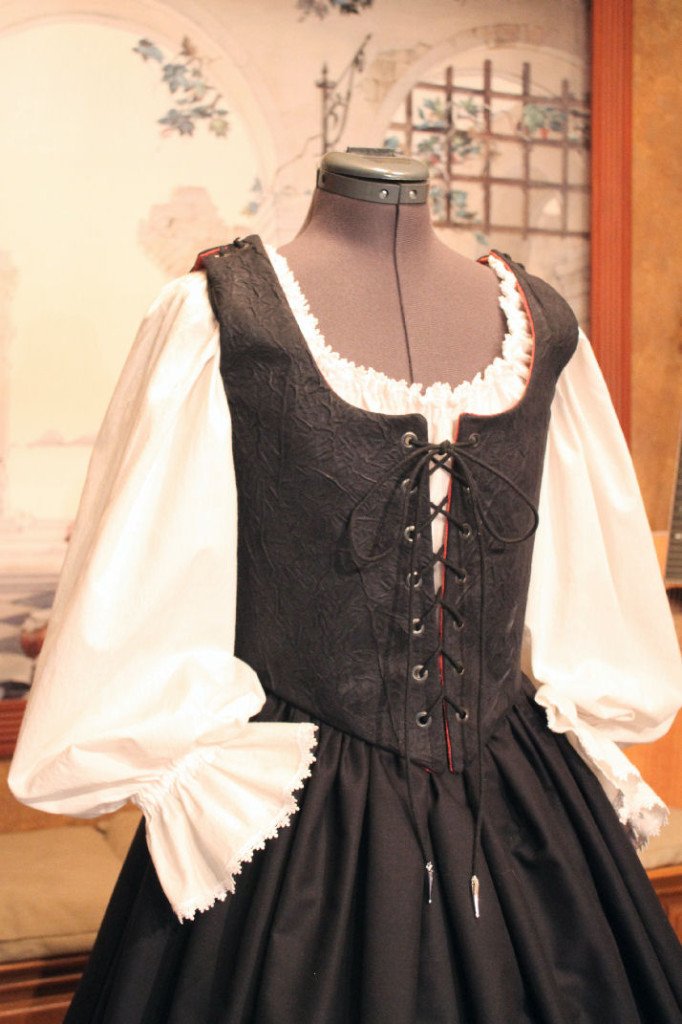 Distressed Pirate Ensemble | Faire Finery